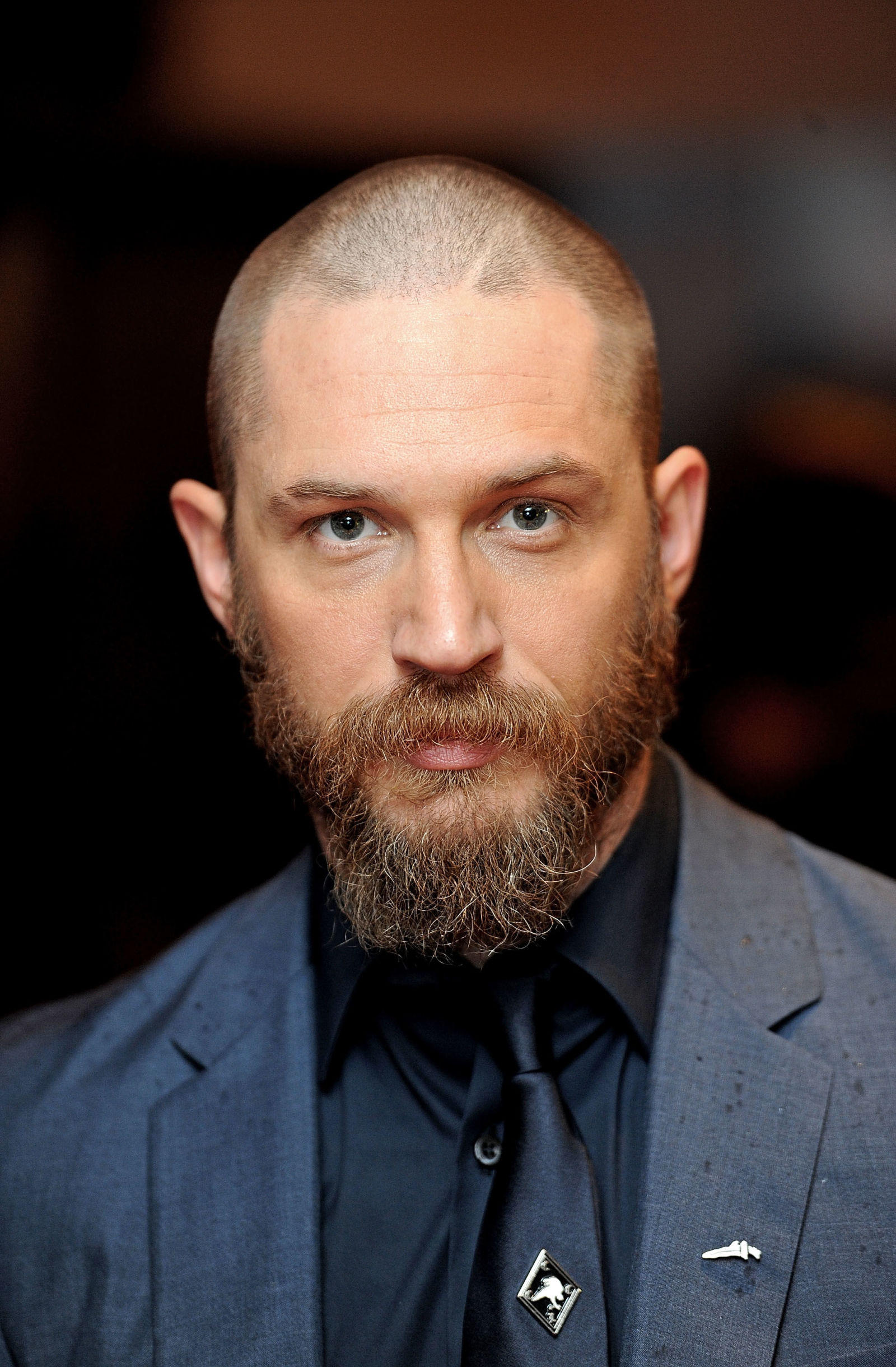 How to Grow a Beard Like a Man - Good Beard Day
